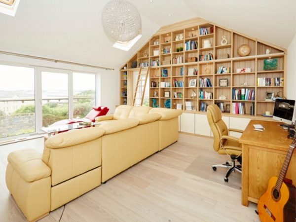 Fitted Library with Bespoke Bookcases & Wooden Ladder | Strachan
